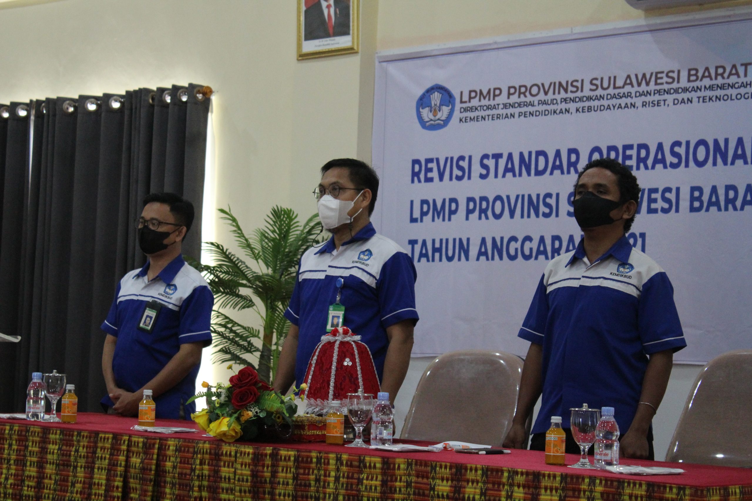 LPMP Provinsi Sulawesi Barat Gelar Review Standar Operasional Prosedur ...